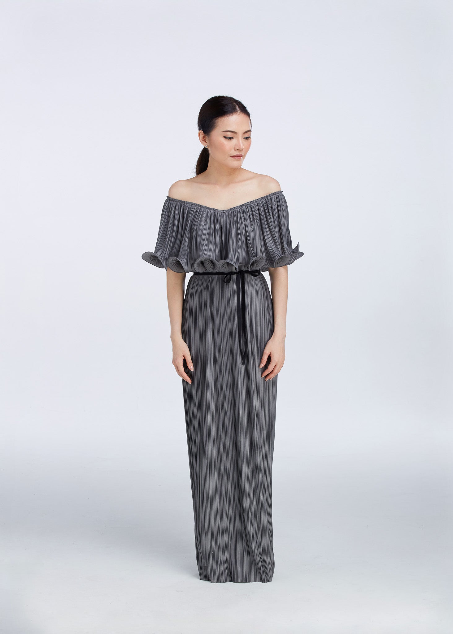 Signature Single Curl Dress – innitbangkok